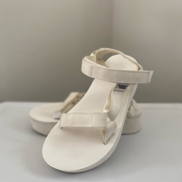 Teva | Shoes | Teva Bright White Platform Sandal | Poshmark